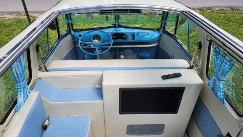 1972 SKY BLUE VW BUS SAMBA RECREATION 23 WINDOWS - USA Custom Bus