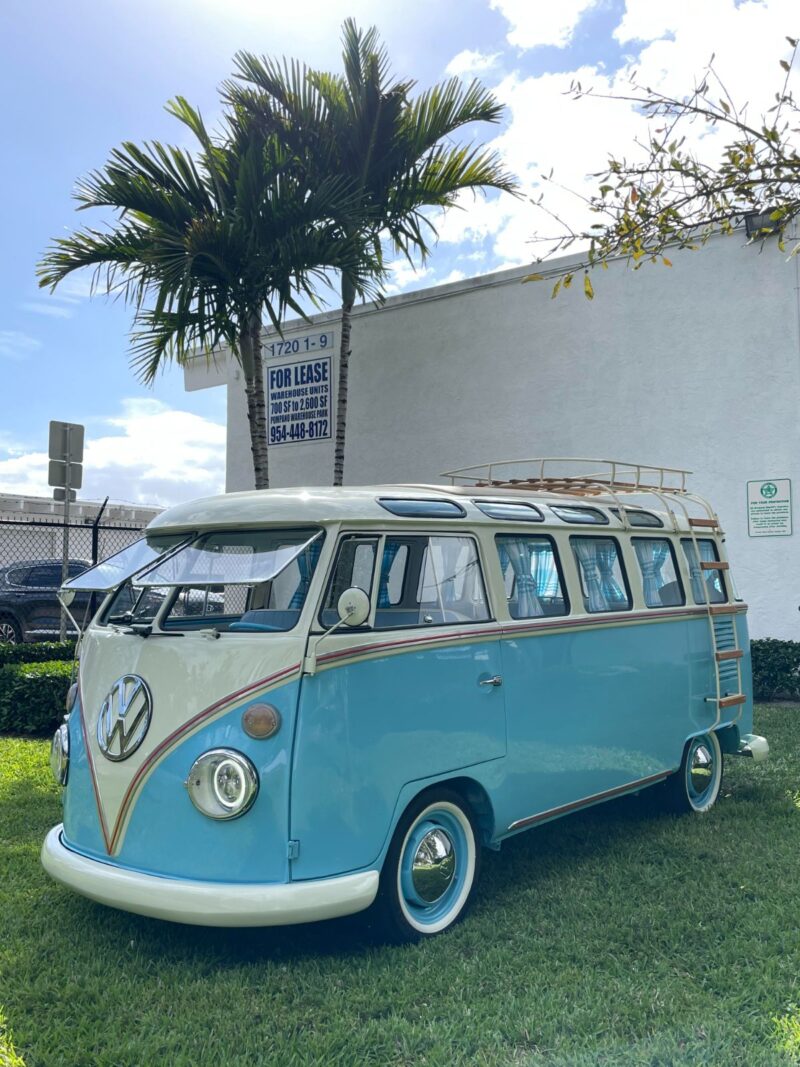 1972 MIAMI BLUE VW BUS SAMBA RECREATION 23 WINDOWS - USA Custom Bus