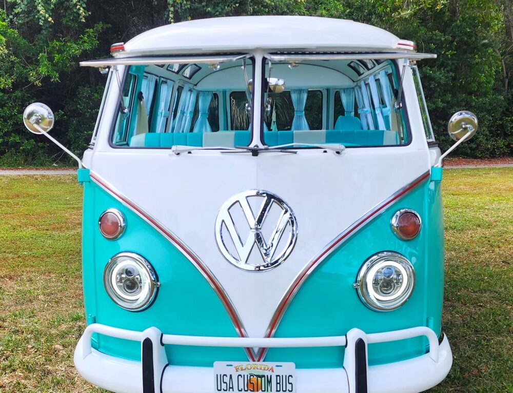 *SOLD* 1972 WHITE VANILLA & GREY METALLIC VW BUS - USA Custom Bus
